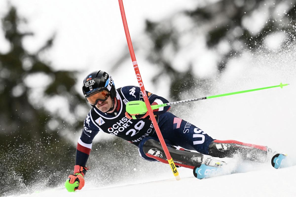 Ritchie Top 20 in Wengen Slalom